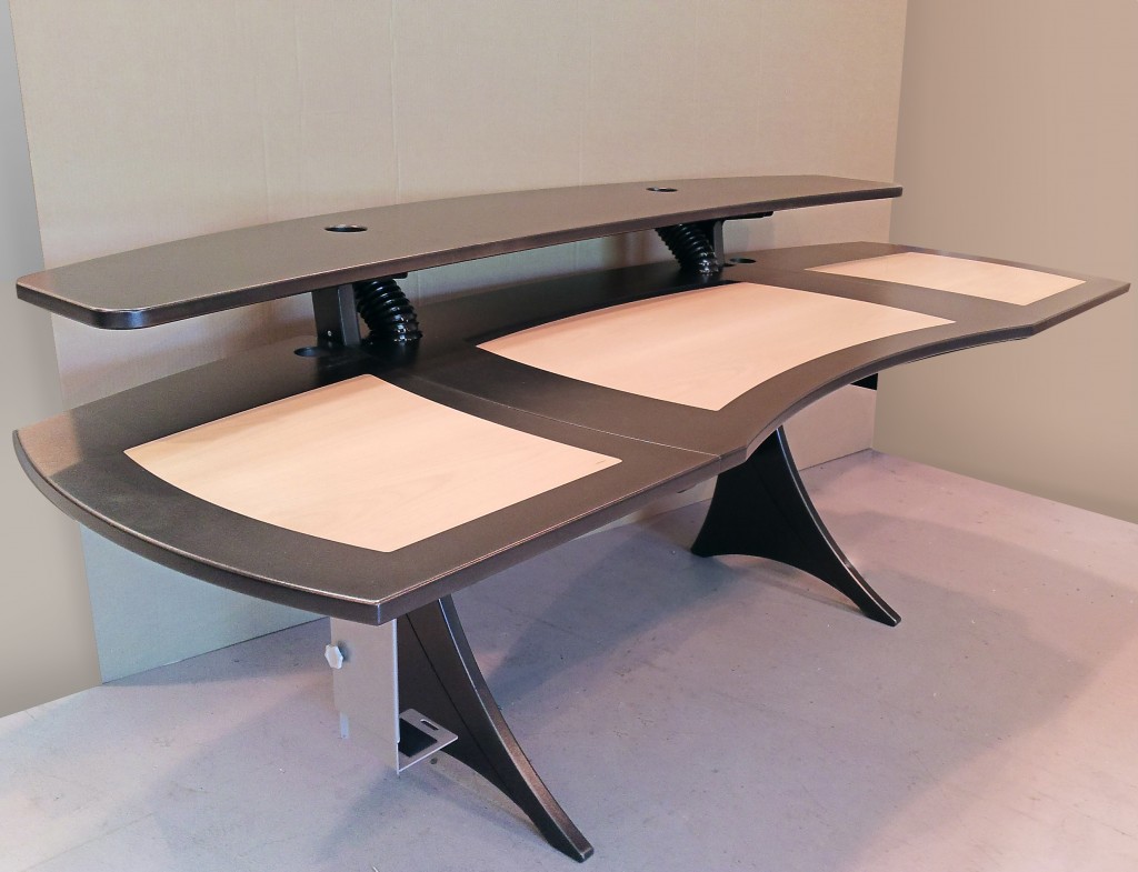 Evo media workstation desk - MW Video Systems MW Video Systems